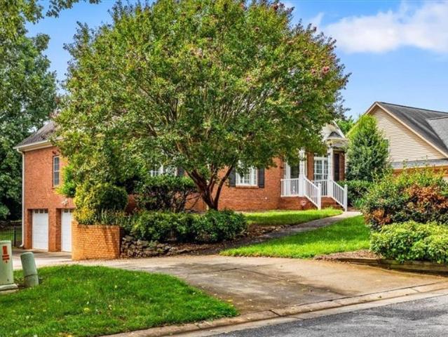 5250 Meadowlark Glen Lane