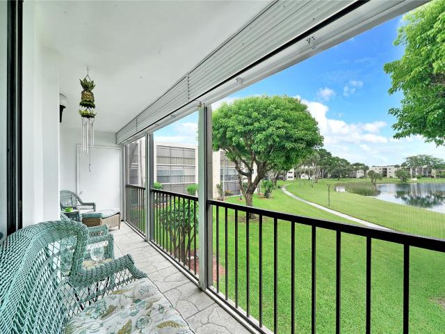 5250 Las Verdes Cir, Unit 212, Delray Beach, FL 33484 | MLS #B26005 | Compass