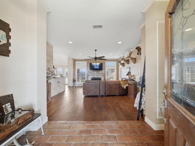 5250 Lauren Ln, Alvin, TX 77511 | MLS #71971 | Compass