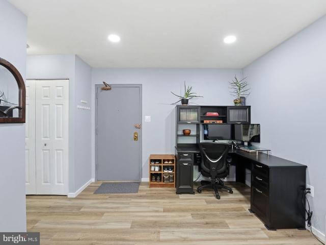 5250 Valley Forge Drive # 109