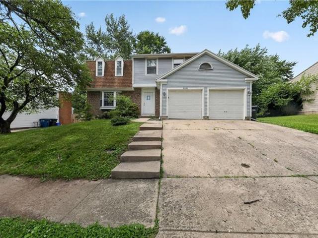 5250 W Gander Rd, Huber Heights, OH 45424