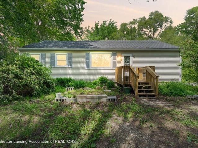5251 E Island Rd, Elsie, MI 48831