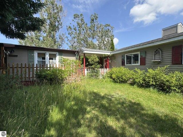 5251 E M 55, Hale, MI 48739