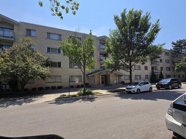 5251 Galitz St Apt 410, Skokie, IL 60077