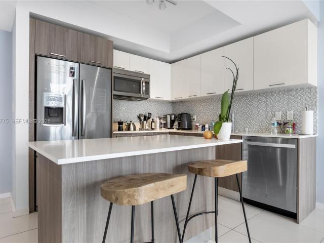 5252 NW 85th Ave, Unit 1005, Doral, FL 33166 | MLS #A12000