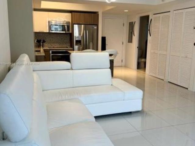 5252 NW 85th Ave #1407, Doral, FL 33166