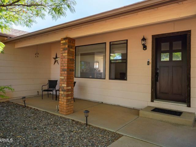 5252 n saddleback drive