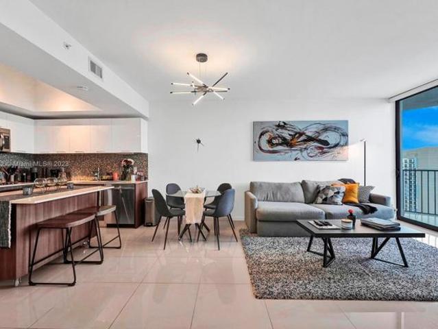 5252 85th Ave NW #1905, Doral, FL 33166