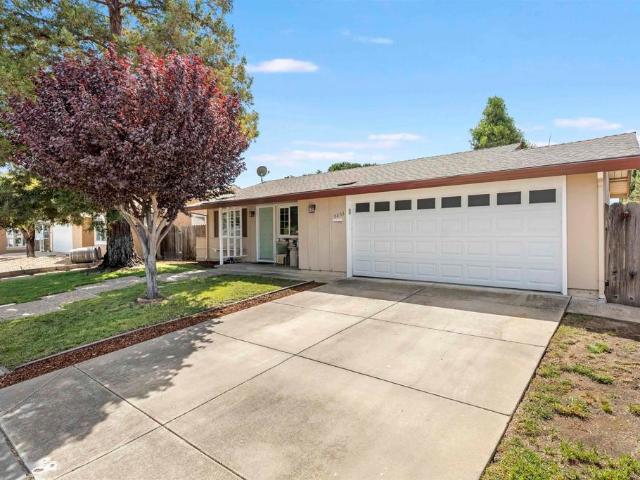 5253 Iris Way