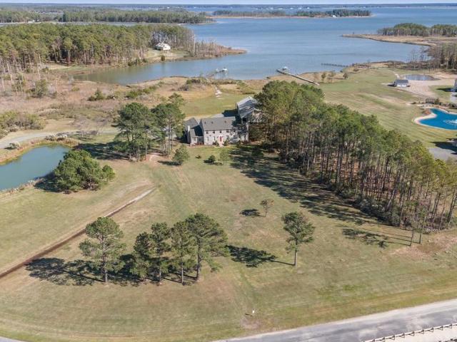 5253 Ragged Point Road