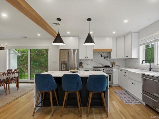 525 3rd Street