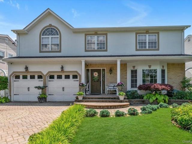 525 11th St, Cedarhurst, NY 11516
