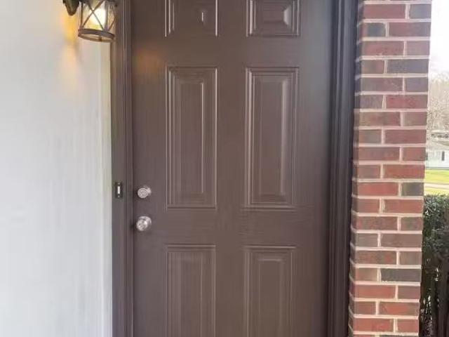 525 12th Street SW, 24, Hickory, NC 28602