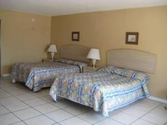 $525 / 1br CONVENIENTLY PRICED! INCLUDES UTILITIES, DIRECT TV, AND TAXES! HURRY! Lakeland