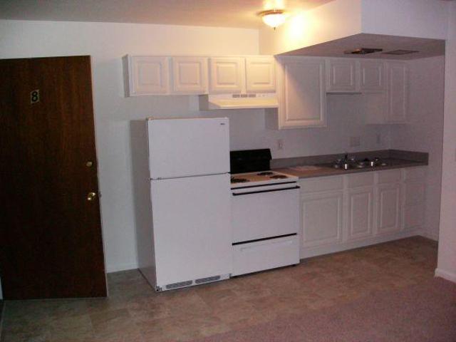 $525 / 1br Summer sublease 2012 1 bedroom Apt Downtown Lansing map
