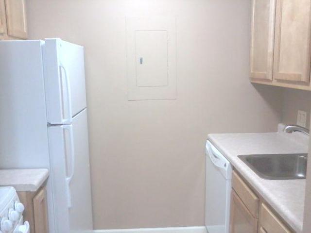 $525 / 1br YOU WANT TO CHECK THIS OUT! 1810 E St