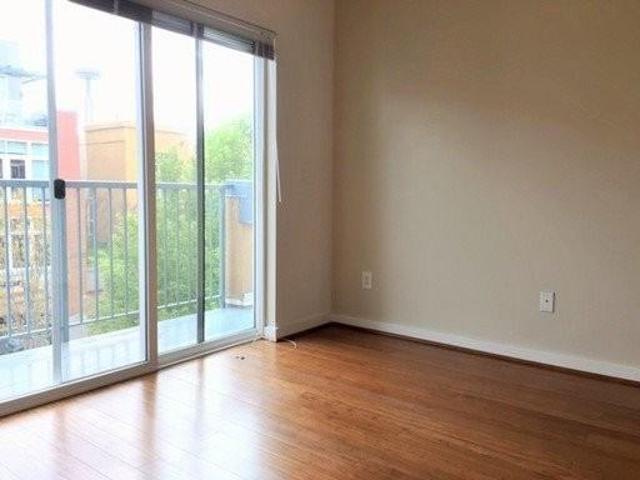 525 1st West Apartments 1 Bedroom Apartment for Rent at 525 1st Ave W, Seattle, WA 98119 Lower Queen Anne