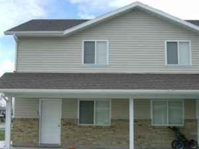 $525 / 2br Gorgeous 2 Bed / 1 Bath Townhome for Rent in Tremo Tremonton
