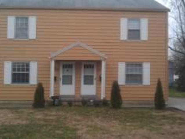 $525 / 2br 1147ft² CLEAN 2 Bdrm/1 Bath 2 /story with basement and fenced yard Evansville, IN map