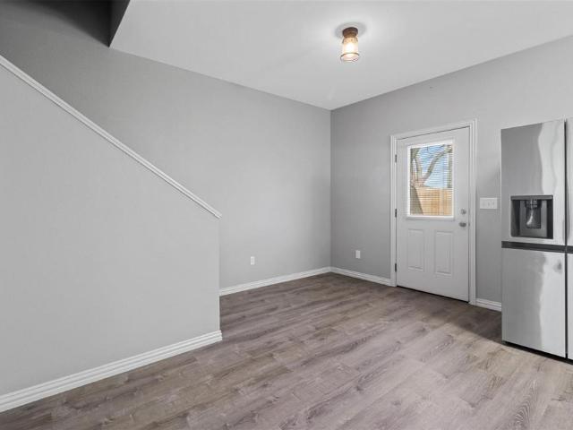 525 527 E Ball Street # 525