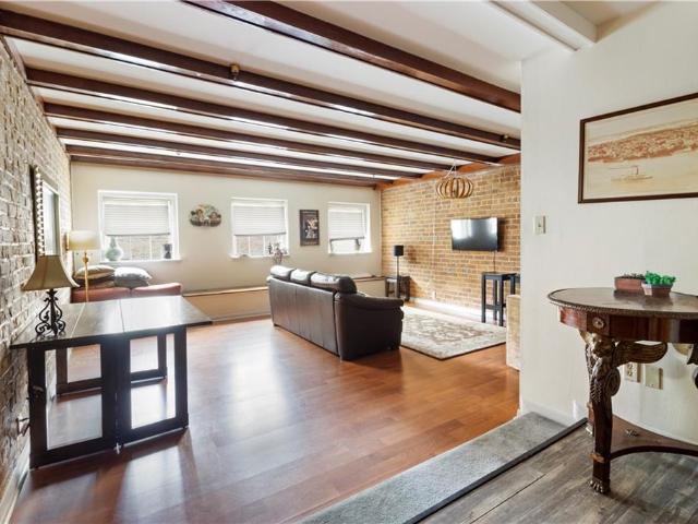 525 Conti Street # 4