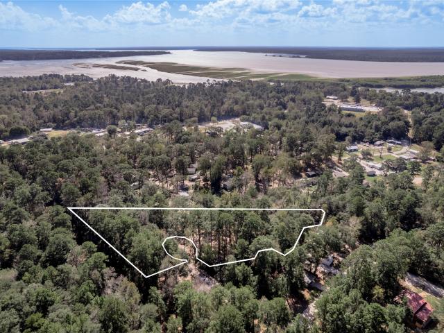 525 Canadian Dr, Trinity, TX 75862 | MLS #39910 | Compass