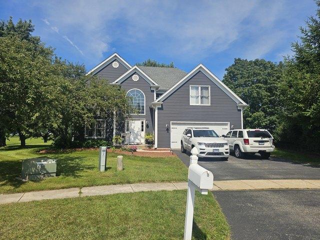 525 Cheshire Ct, Yorkville, IL 60560