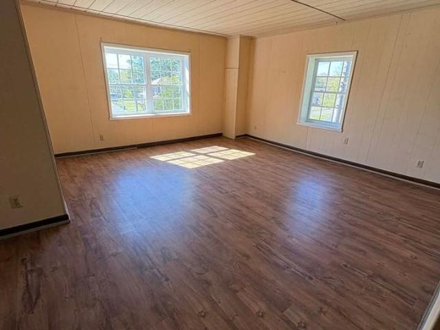 525 A1 B3 2 Bedroom Apartment for Rent at 525 E Main St, Glasgow, KY 42141