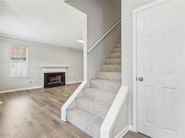 525 Abbotts Hill Lane