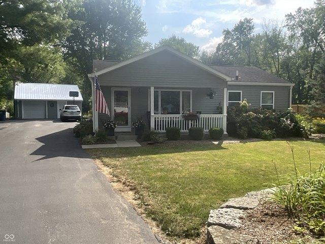 525 Arthur Dr, Carmel, IN 46280
