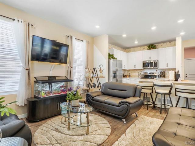 525 Aspen Avenue