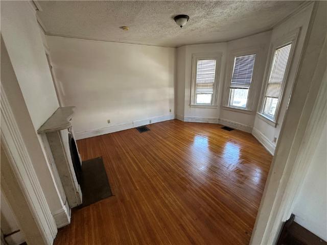 525 Averill Avenue