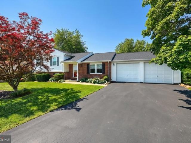 525 Basehoar School Rd, Littlestown, PA 17340