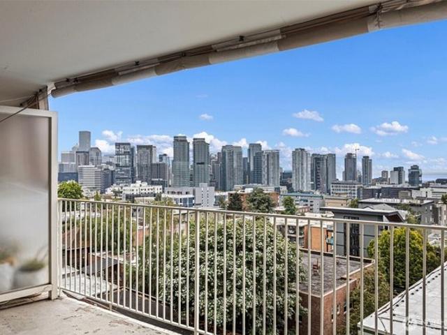 525 Belmont Ave E Apt 6C, Seattle, WA 98102