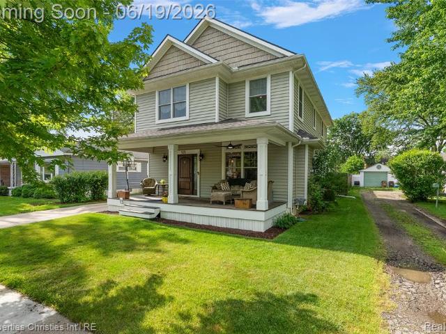 525 Broadacre Avenue