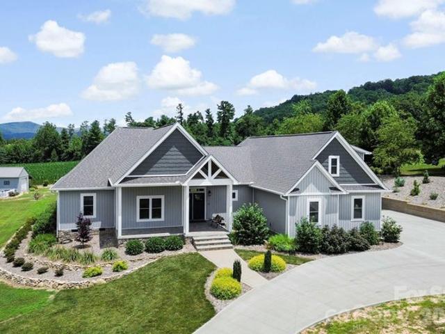 525 Byers Cove Rd, Hendersonville, NC 28792