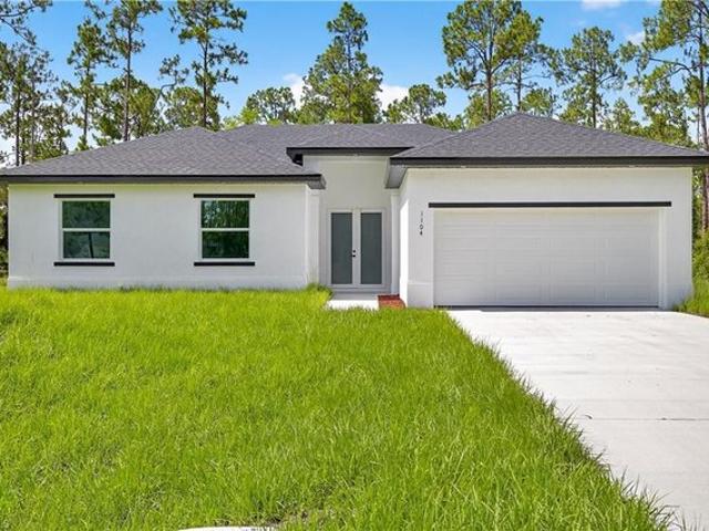 525 Genesee Ave S, Lehigh Acres, FL 33974