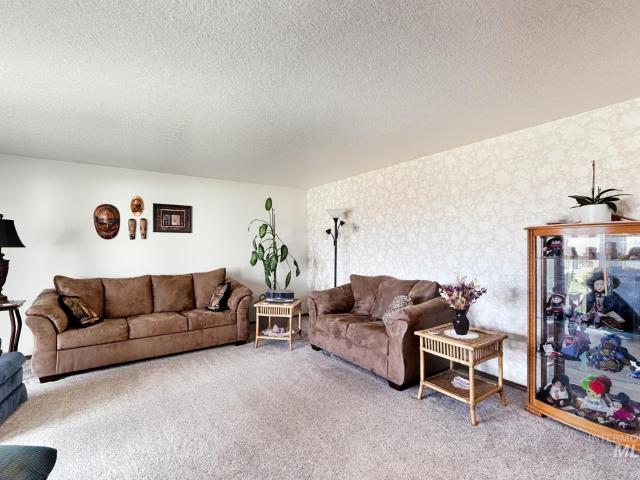 525 Donna Drive