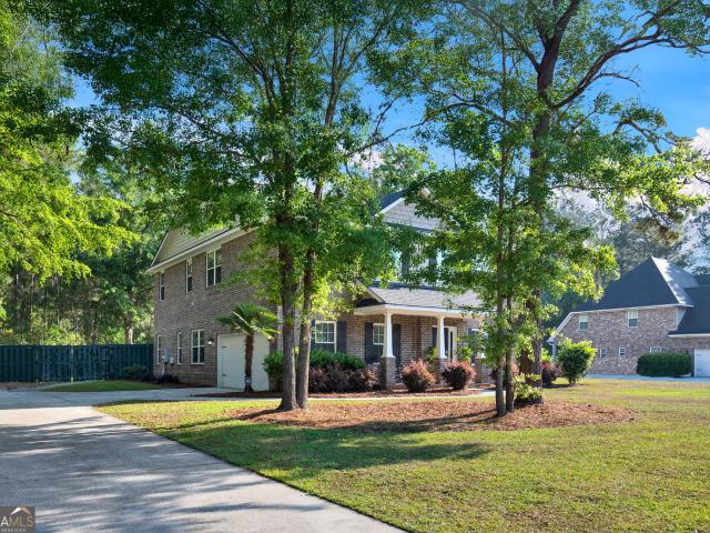 525 Dalcross Drive