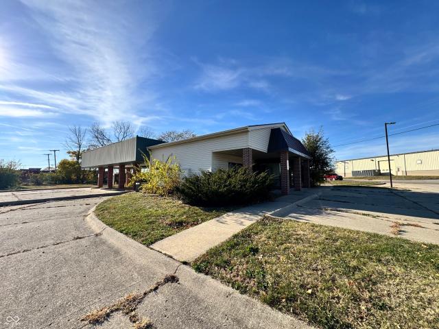 525 E Hartman Road