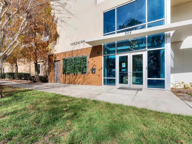 525 E Jackson St, Unit 506, Orlando, FL 32801 | MLS #O6385