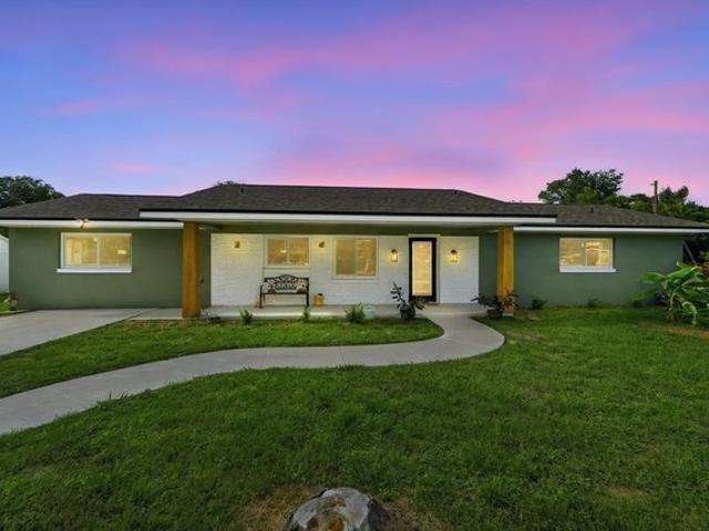525 E Roberts St, Orange City, FL 32763