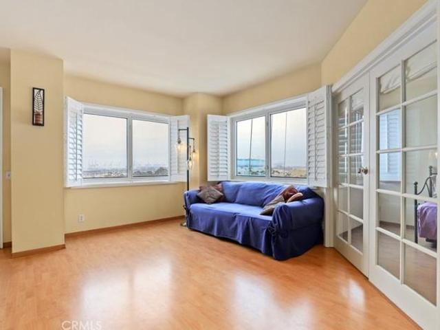 525 E Seaside Way #704, Long Beach, CA 90802