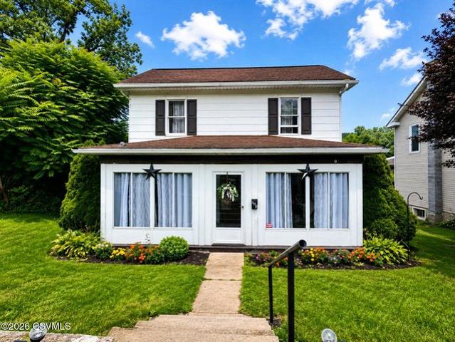 525 E Shamokin St, Trevorton, PA 17881