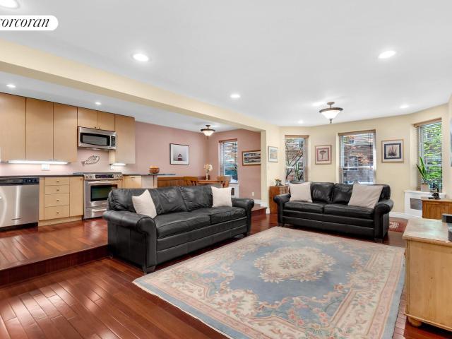 525 East 89th Street, New York, NY
