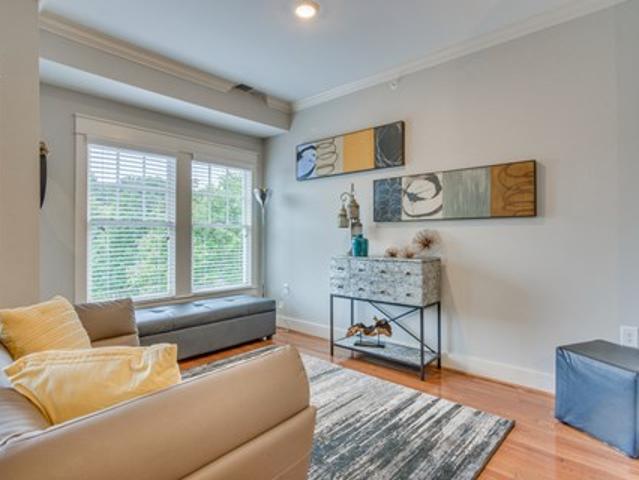 525 East B3 Two Bedroom / Two Bath w/Den