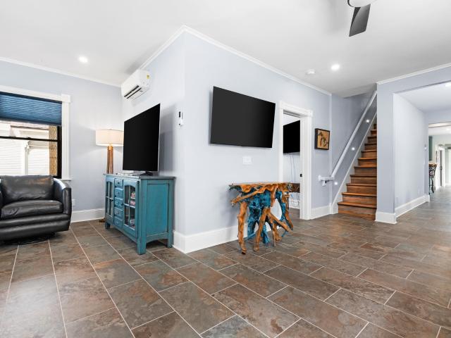 525 Fifth Street