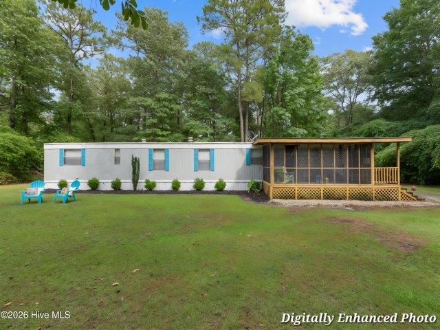 525 King Dr, Hampstead, NC 28443
