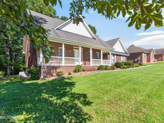 525 Kings Row
