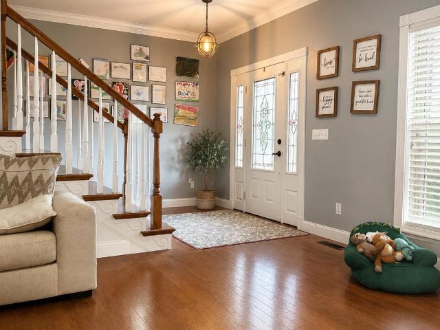525 Hillview
